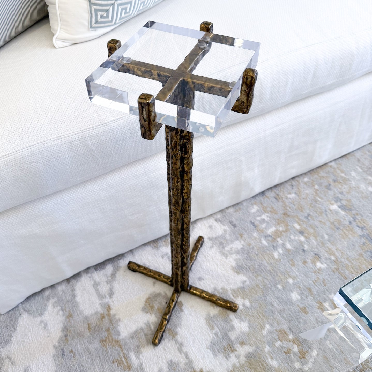 Martini Vine Table – The French Mix